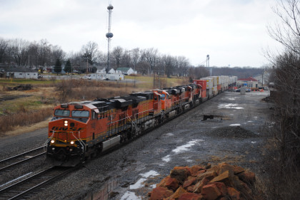 BNSF 7408 East.