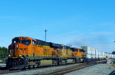 BNSF 7278 West came into Fullerton next.