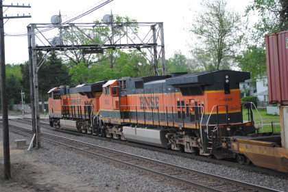 BNSF 6660 East came through next.