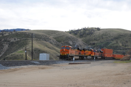 BNSF 7377 West came down the grade into Bealville.