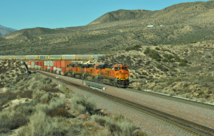 BNSF 7738 East and Union Pacific 5719 West just west of Silverwood.