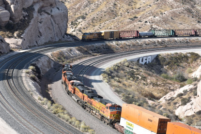 BNSF 7267 East was the second train on Sullivans Curve.