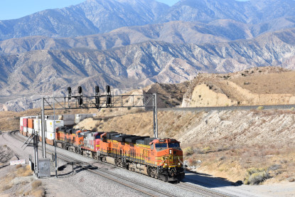BNSF 6313 East came past our photo location.