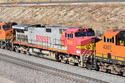 BNSF 6313 East came past our photo location.