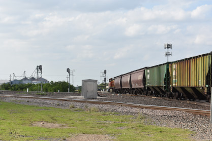 BNSF 4114 East with DPU 7395 came south afterwards.