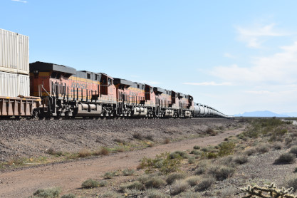 BNSF 6807 West.
