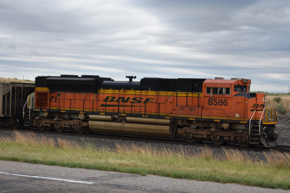 BNSF 8586 East. From here we continued east until we saw another headlight.
