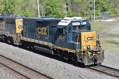 CSX 728 East with CSX ES44-AH 728 and CSX AC4400CW 484.