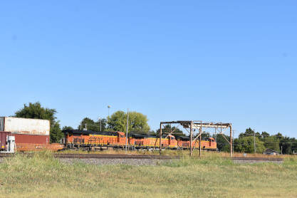 BNSF 5034 East here. We then drove northwest to Enid.