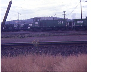 BN SW-1500 321 at Hillyard in Spokane in August of 1974.