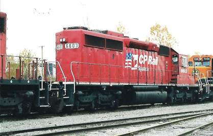 Canadian Pacific/SOO SD40-2 6603 2 with the giveaway SOO number board and the dual flagpaint scheme.