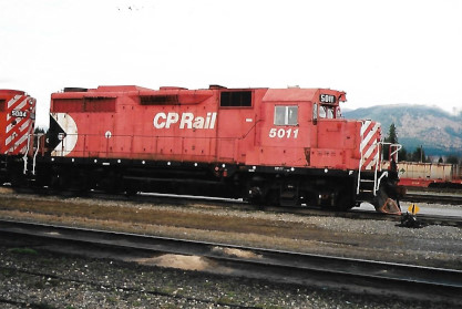 CPR GP35 5011 (nee CPR 8211). This would become RaiLink Lakeland Waterways 5011.