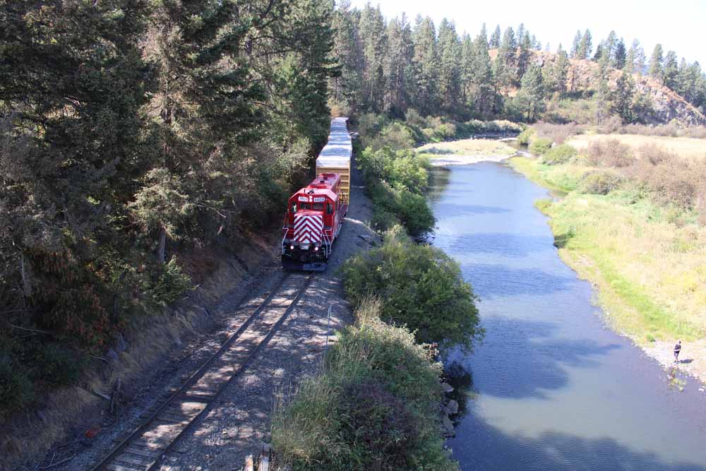 Luke Noltensmeyer captured the following images of an INPR freight making a round trip from La ...