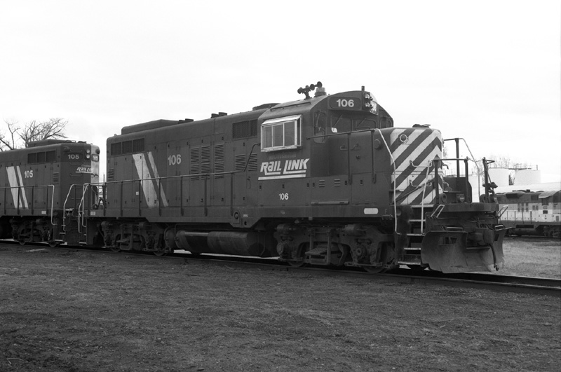 Another view of MRL #106, with the #105 behind it. John Henderson photograph, Jeff Moore collection.