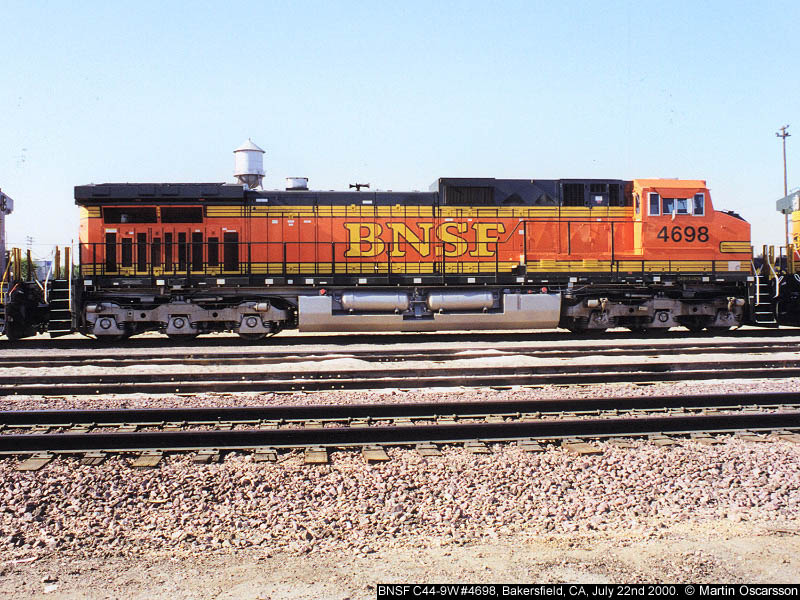BNSF #4698