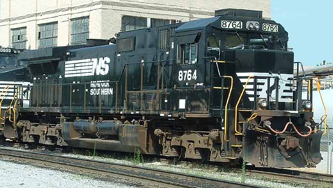 Dash9-40CW 8889-9808