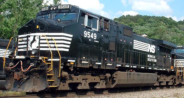 Dash9-40CW 9000-9808