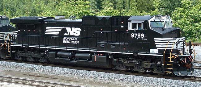 Use the buttons below to view more photo`s on the on the Web site.