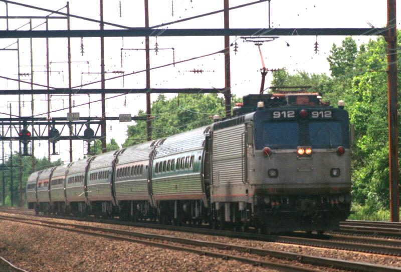 Amtrak AEM-7 912