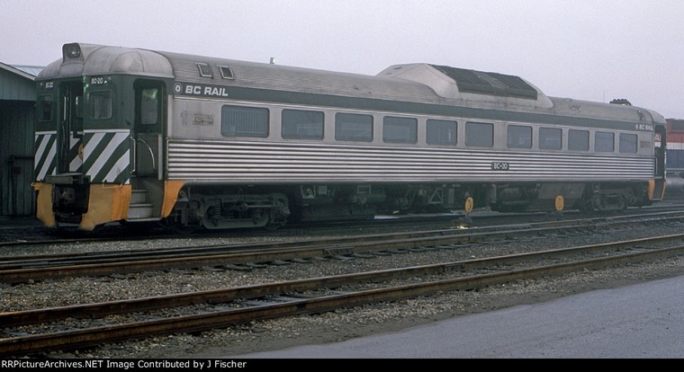 BC-20 acq. 12/1983 (ex SEPTA 9155 nee RDG 9155) North Vancouver 12/24/1985