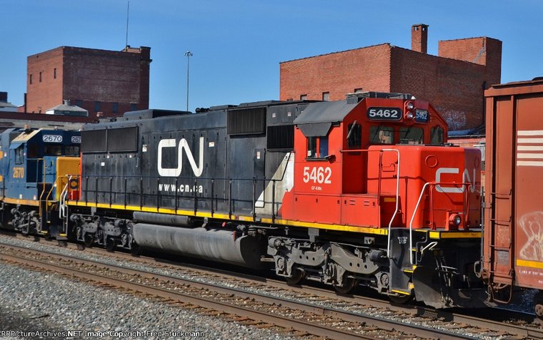 5462 (ex EMDX 9024 nee OWY 9024) EMD 867150-25 11/1986 Akron, OH 4/18/2015