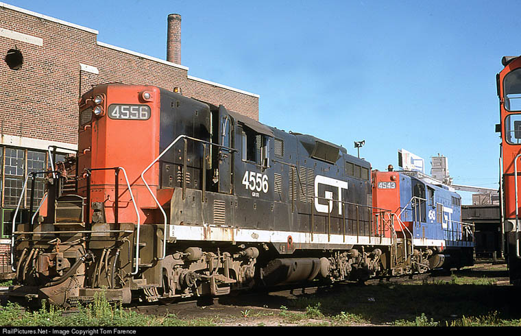 GT 4556 in yet another paint scheme (see CV 4556 above) and GT 4543 both run through power from ...