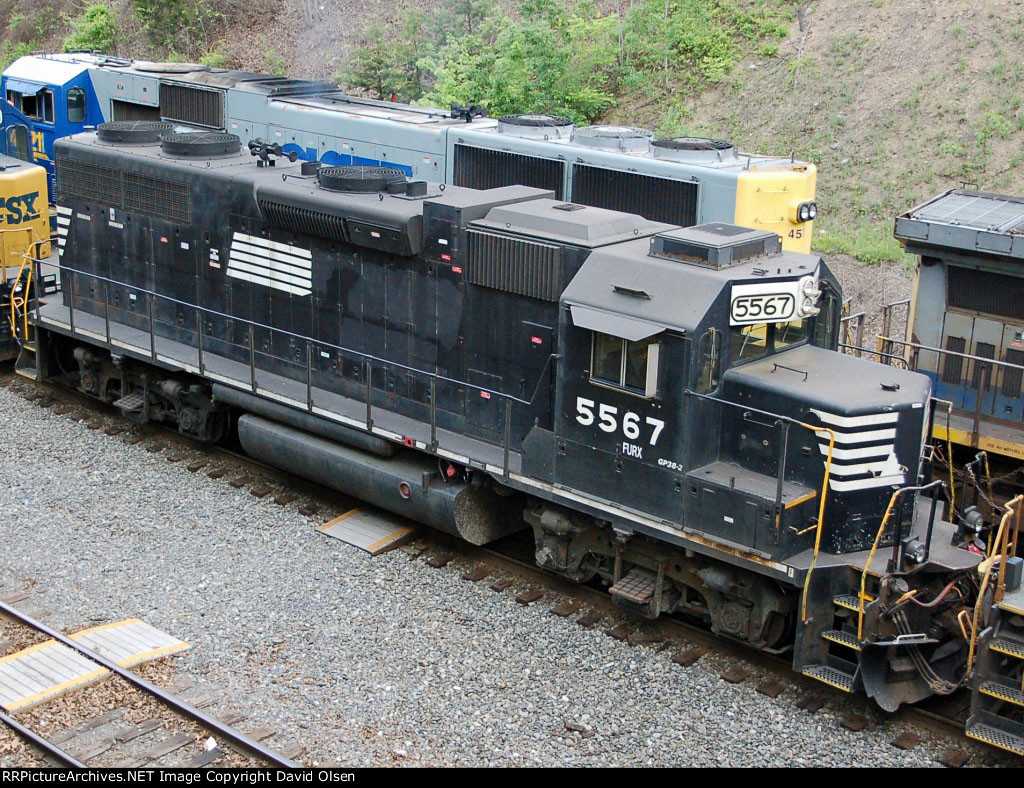1853 acq. mid-2022 ex FURX 5553 ex NS 5553 /2770 nee SOU 2770 EMD GP38_7240-18 11/1969