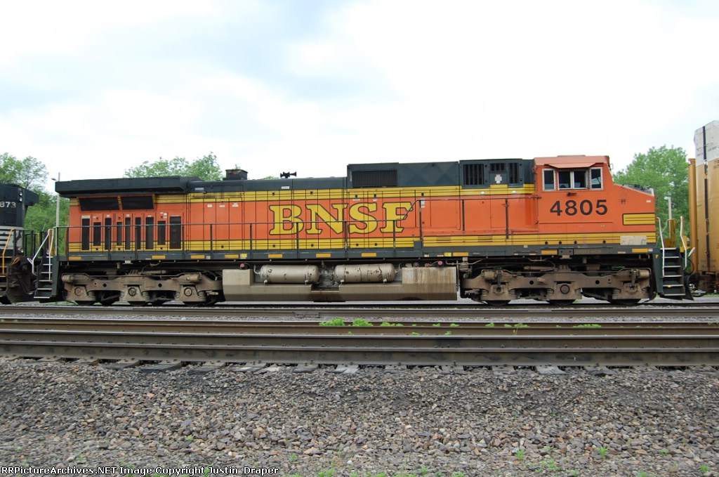 QNSL 448 (former BNSF 4805 ) last unit in this consist that includes other new QNS&L