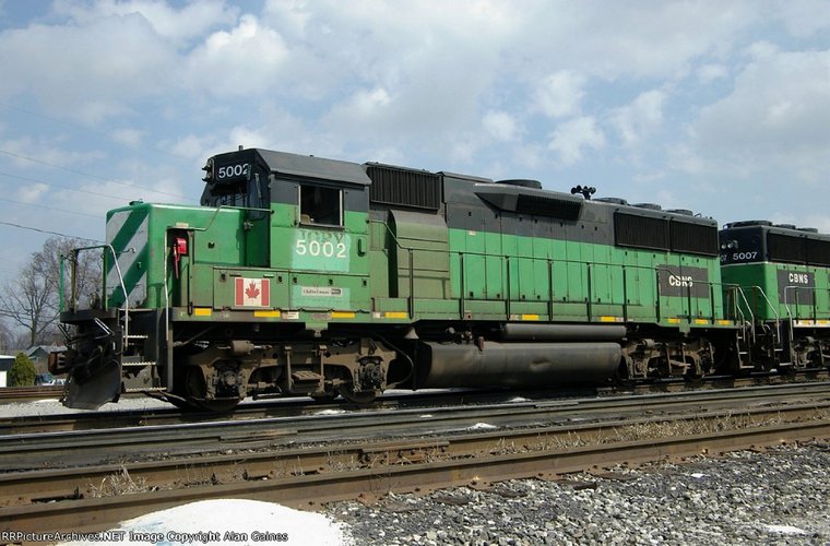 5002 with trace of old IORY initials but still with CBNS reporting marks AND the Canadian flag ...