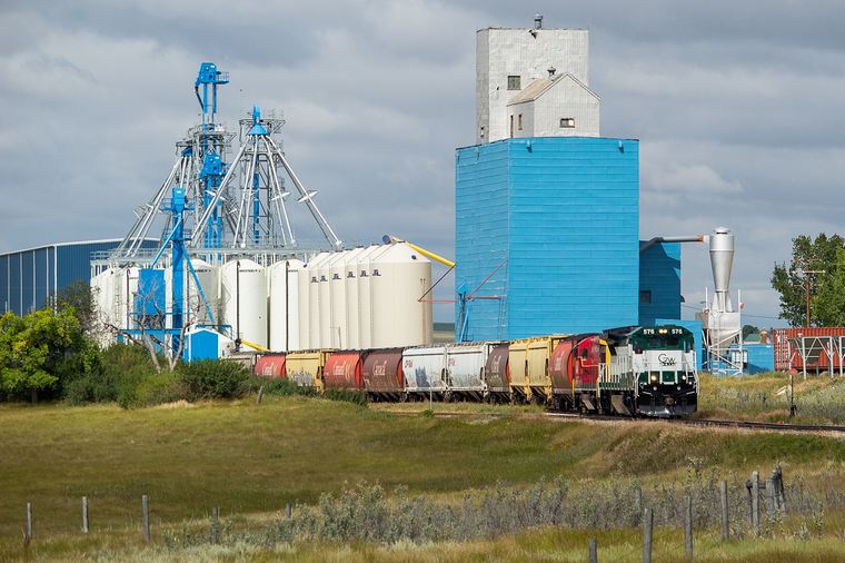 GWRS 576 (acq. 2017) nee NYSW 4048 Dash 8-40B GE 45970 4/1989,