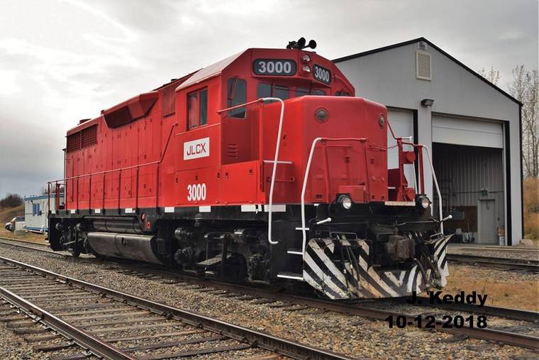 JLCX 3000 leased 2018 GP38-3 ex CR 2268 , ex PC 2268 nee GP35 PRR 2268. EMD 29017 5/1964