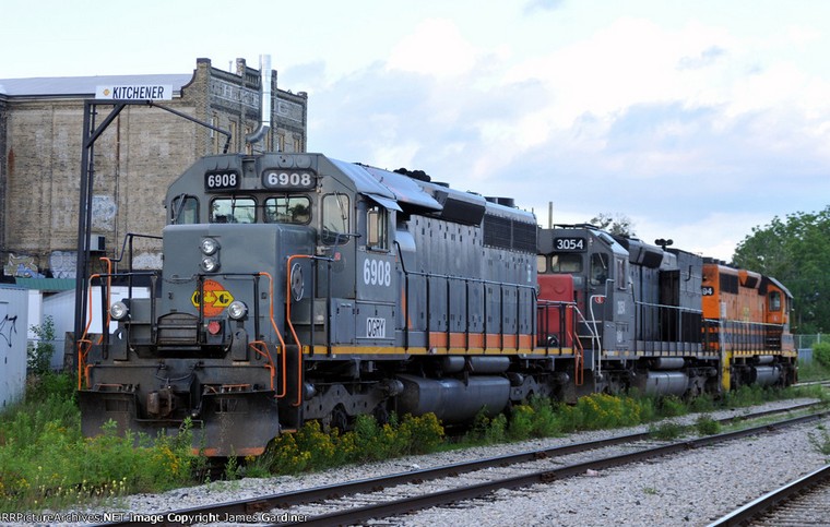 QGRY 6908 acq. 2/2010 SD40-3 (ex WC 6908 , ex GCFX 6038, nee CN SD40 5198 GMD A2515 8/1971