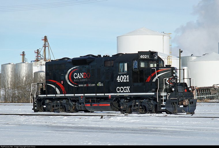 CCGX 4021 acq. 8/2015 (ex CP 8246 nee 8825) GP9u GMD A1716 7/1959