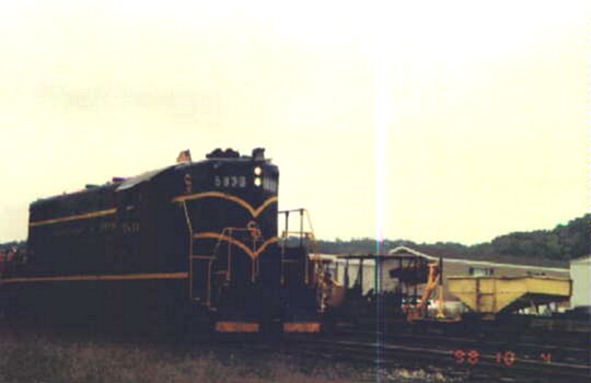 The HVSR regular train is headed up by the "Geep" (C&O GP7 no. 5833) passing through the ...