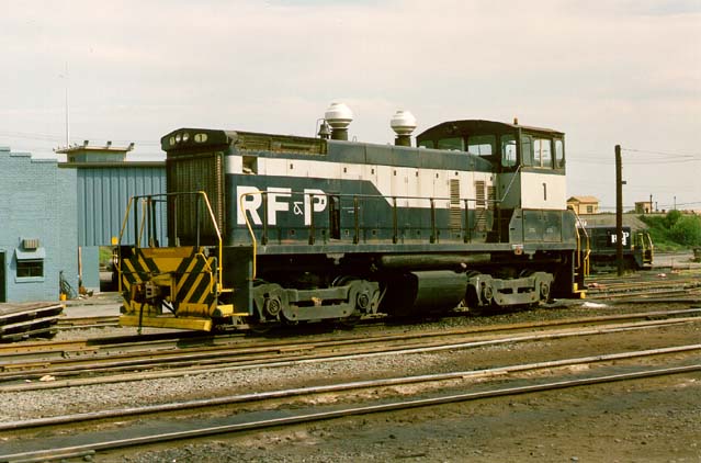 RF&P 1 , SW1500, Photo by Cornelius Koelewijn