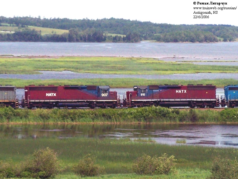 here we can easily compare hatx 910 907 two sd45 2 s who visually look similar but are in fact