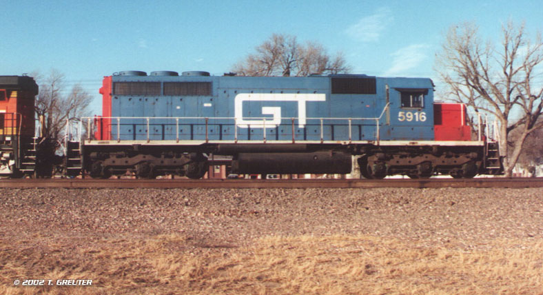 GTW 5962 - changes rails at BNSF's Hobson Yard, Lincoln, Nebraska; 11/01 - Todd Greuter Photo