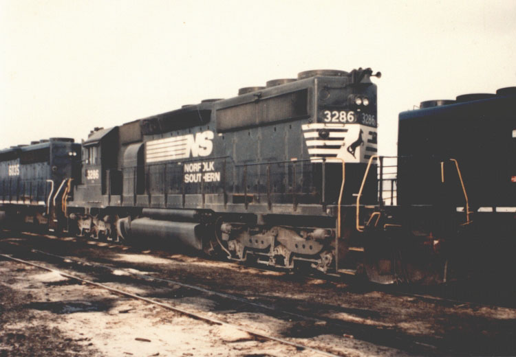 Norfolk Southern SD40-2 #3286 - at the MoPac diesel facility in San Antonio, Texas in 1986 ...