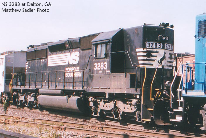 SD40-2 3283 heads north through Dalton, Georgia on one of the local trains. Matthew Sadler photo.