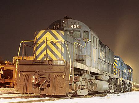 Delaware & Hudson C420 #405 and C424m #461 at Lawrence, MA during February 1983.